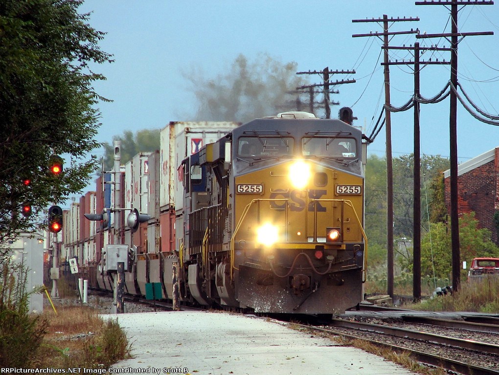 CSX 5255 Q15928.............CSXT 5255 & 665..........................156x6 (long)